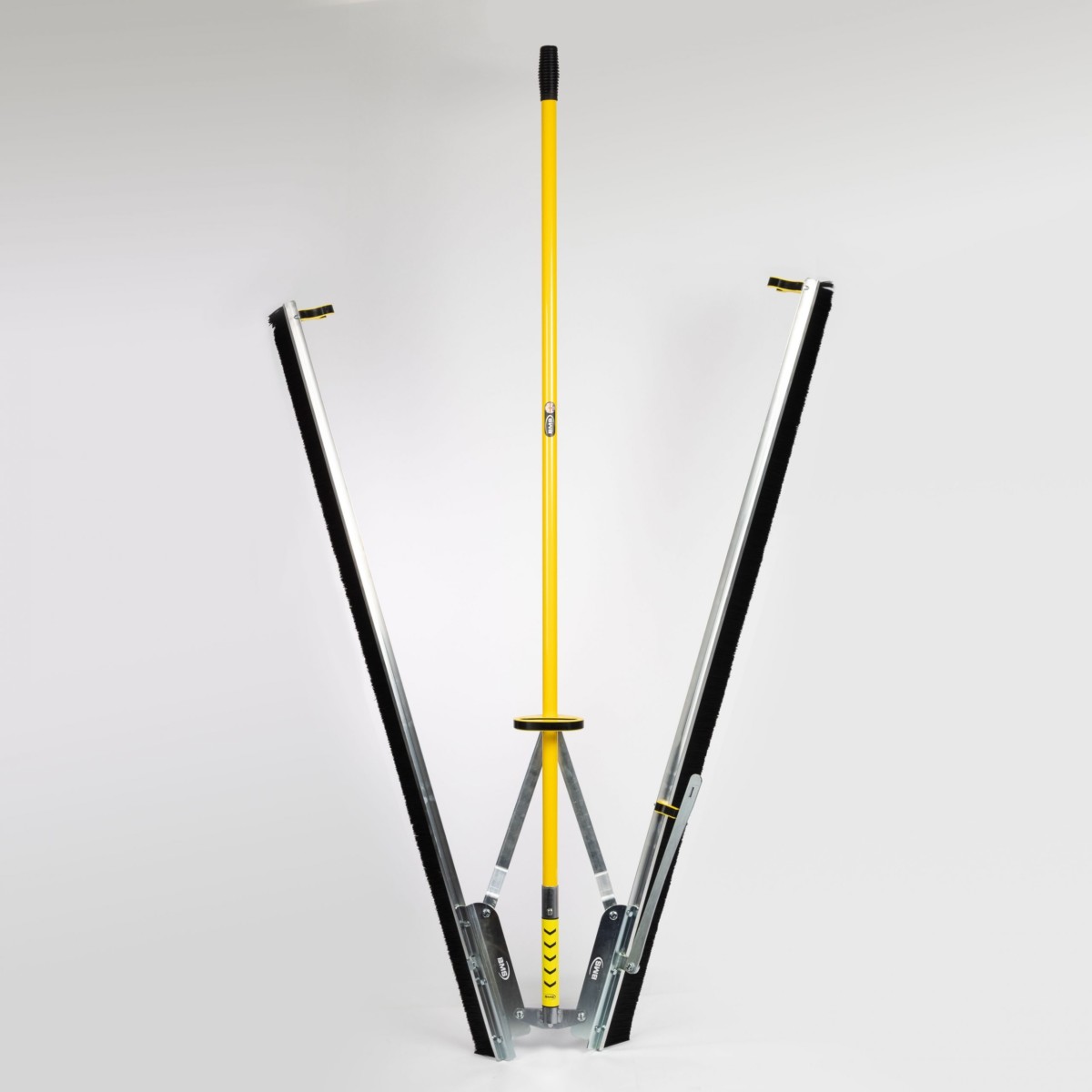 Folding Dew Brush (3m) | Water/Dew Removal | BMS Products